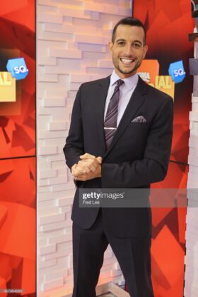 Tony Reali Biography; Net Worth, Salary, Wife, Son, Height - ABTC