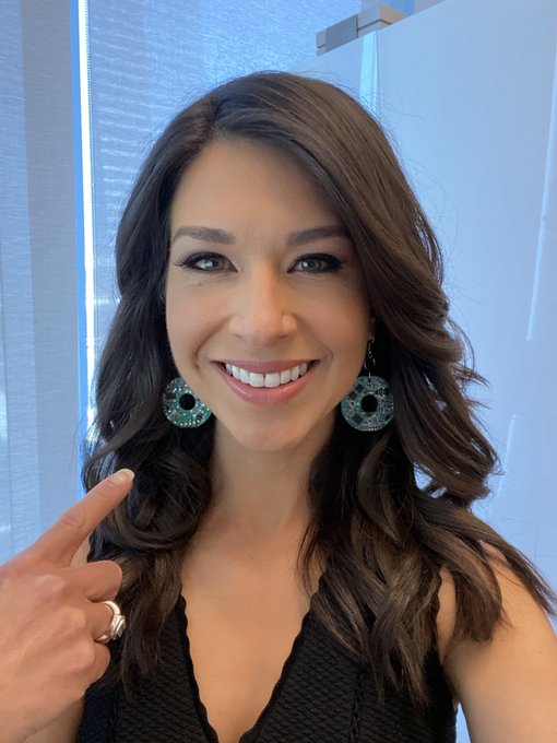 CNN Anchor: Ana Cabrera Height, Biography, Salary, Net Worth, Neck ...