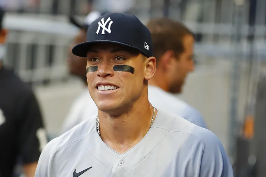 Aaron Judge Contract, Salary, Net Worth, Height, Parents, Teeth, Number ...