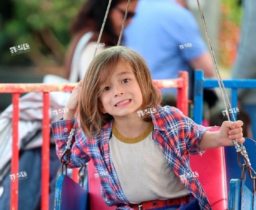 Johnny Knoxville Children: Meet Johnny Knoxville's Son Rocko Akira ...
