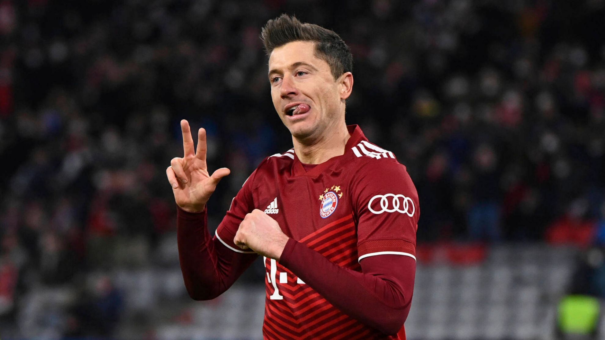 Robert Lewandowski Salary, Jersey, Height, Goals This Season - ABTC