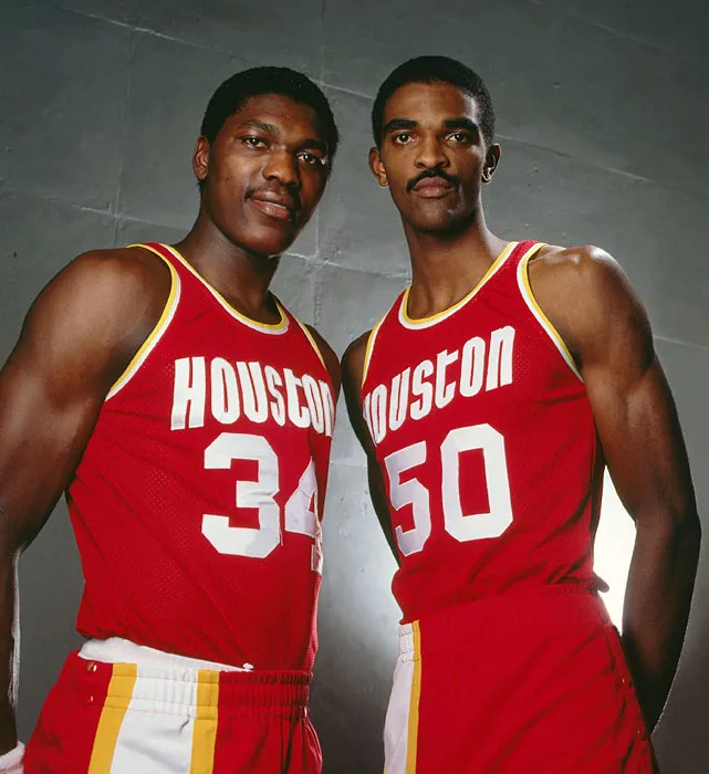 Who was the Twin Towers in basketball? - ABTC