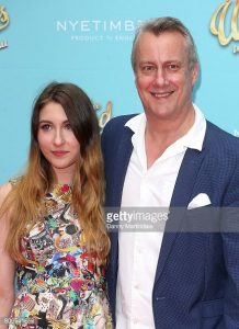 Daisy Ellen Tompkinson: Who is Stephen Tompkinson's daughter? - ABTC