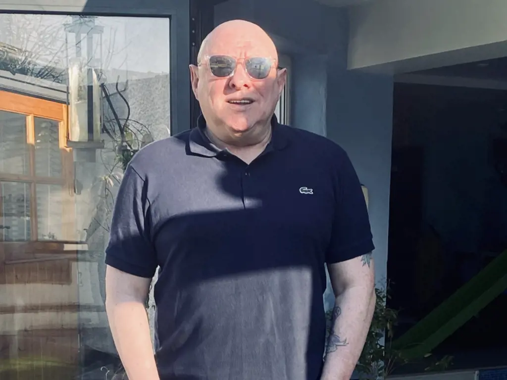 Shaun Ryder Teeth: How did Shaun Ryder lose his teeth? Who did Shaun ...