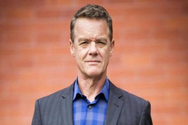 Is Stefan Dennis Still In Neighbours? - ABTC