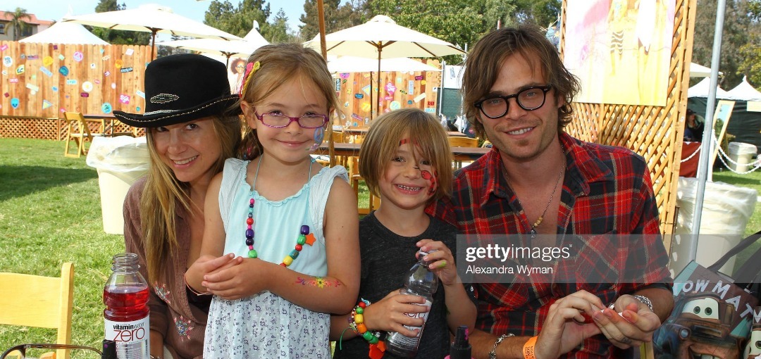 Mira Sorvino Children: Lucia Backus, Johnny Christopher King Backus ...
