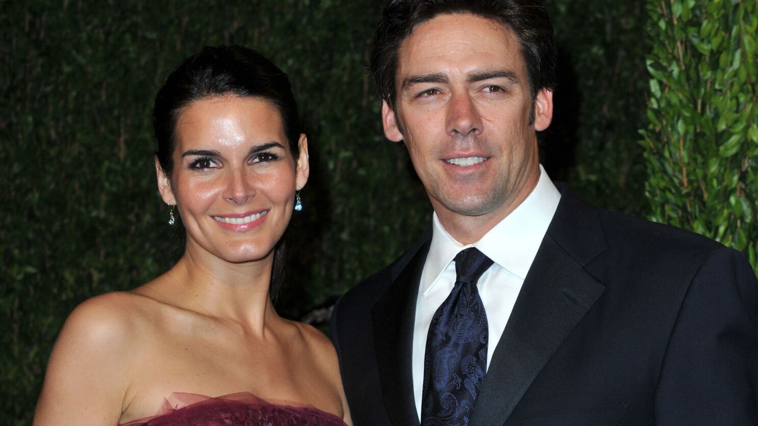 Angie Harmon Ex-Husband: Meet Jason Sehorn - ABTC