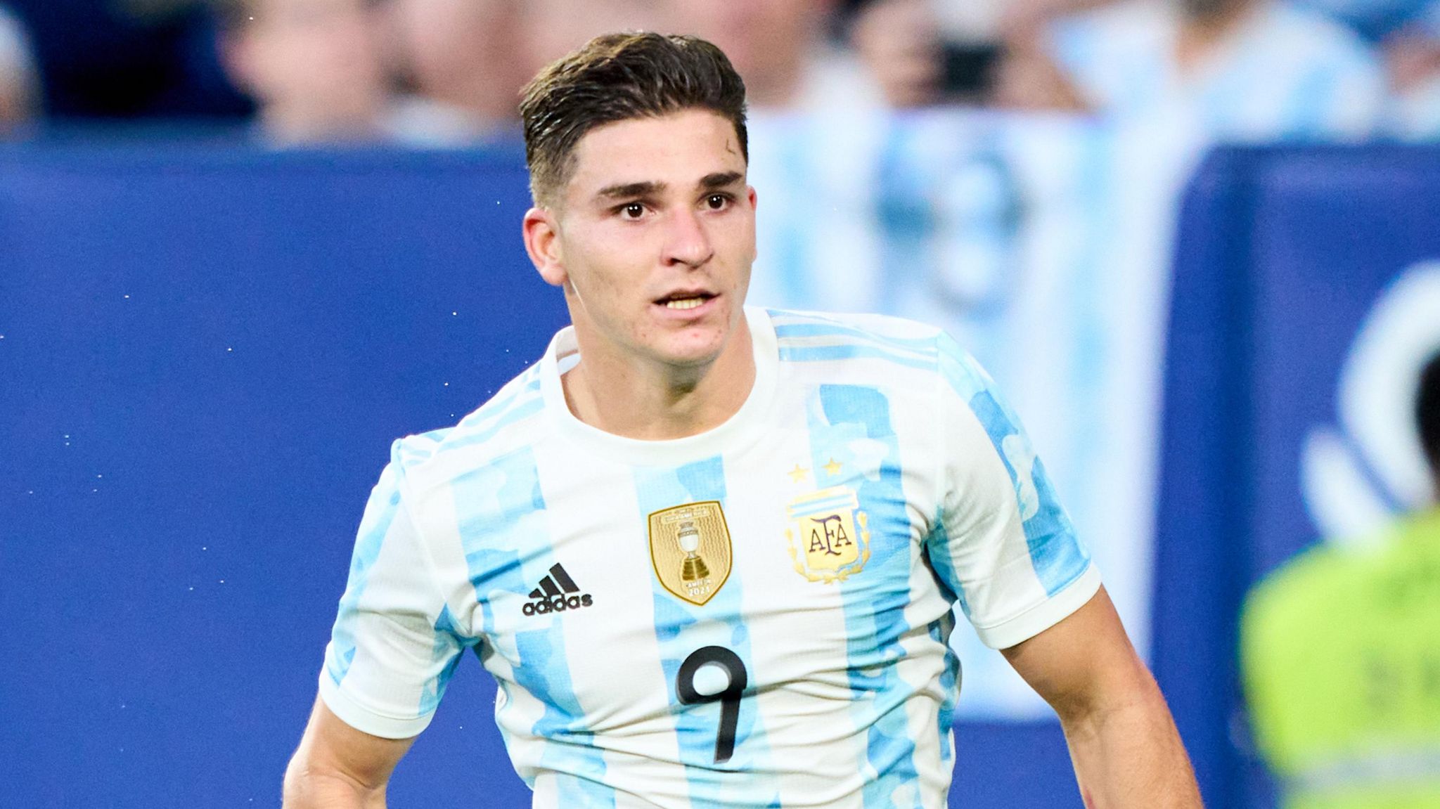 Julian Alvarez Age, Height, Parents, Siblings, Salary - ABTC