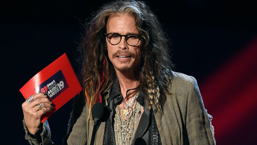 Steven Tyler Bio, Age, Height, Family, Young, Songs, Grandchildren ...