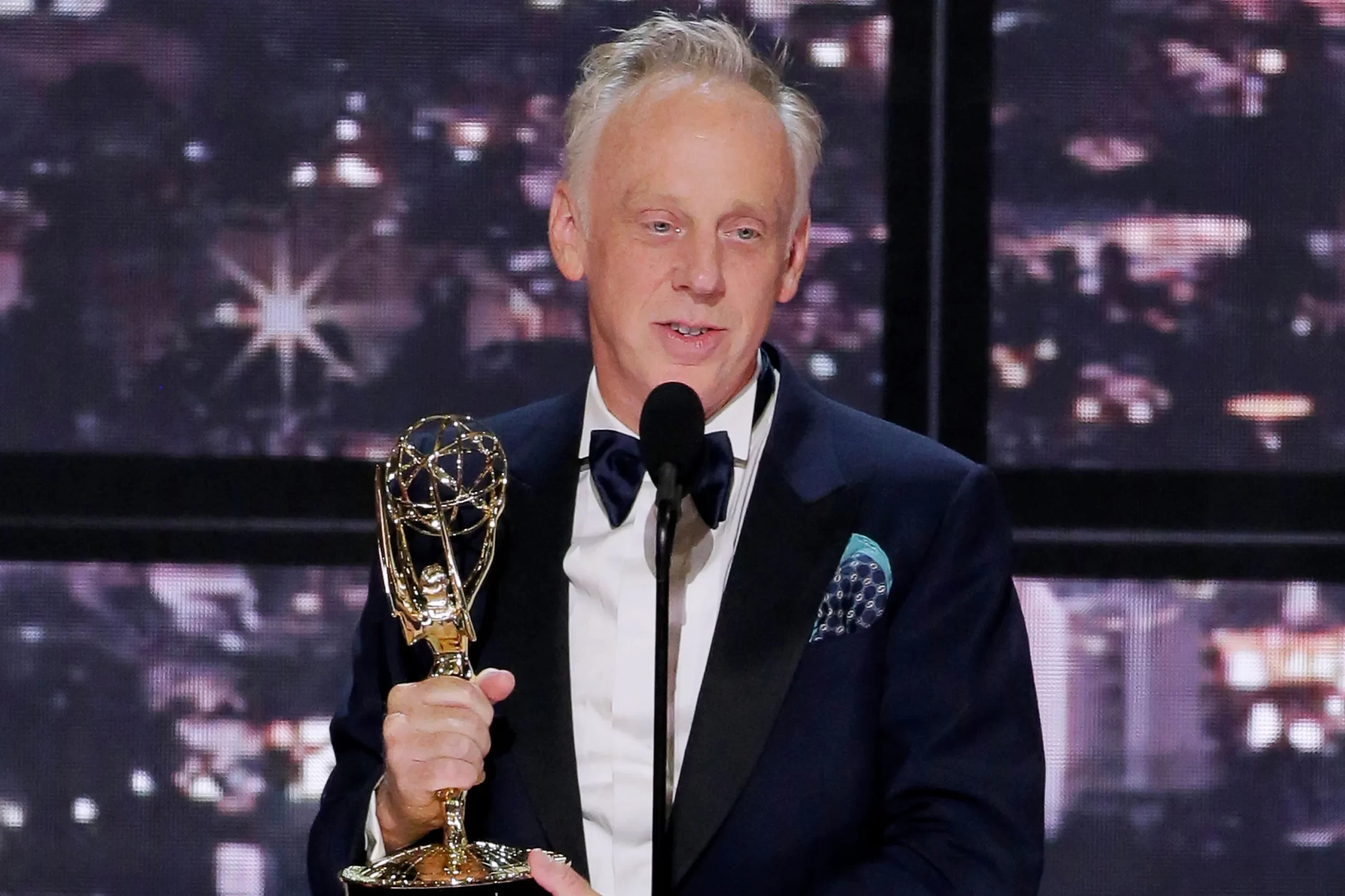 Mike White Bio, Age, Height, Family, Twitter, Instagram, Boyfriend - ABTC