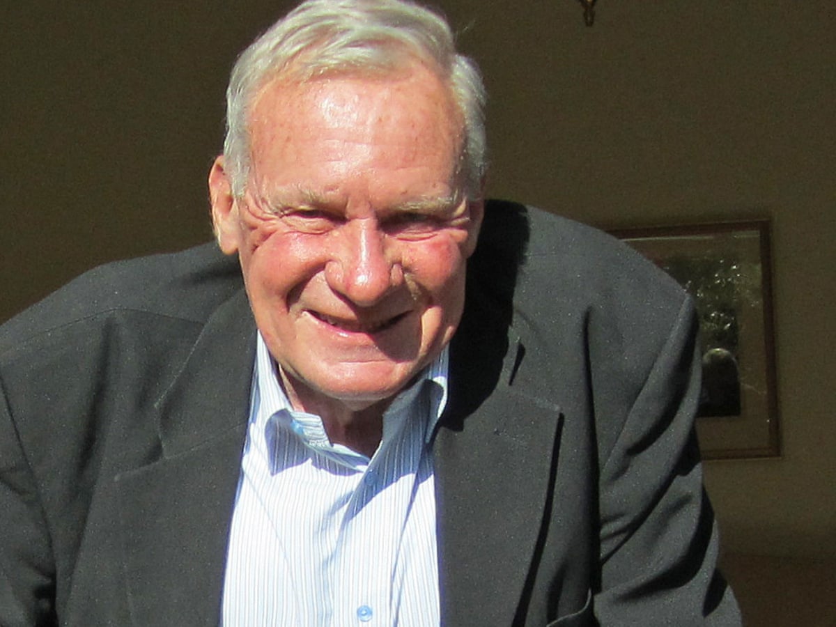 Bruce Murray Cricketer Bio, Age, Height, Family - ABTC