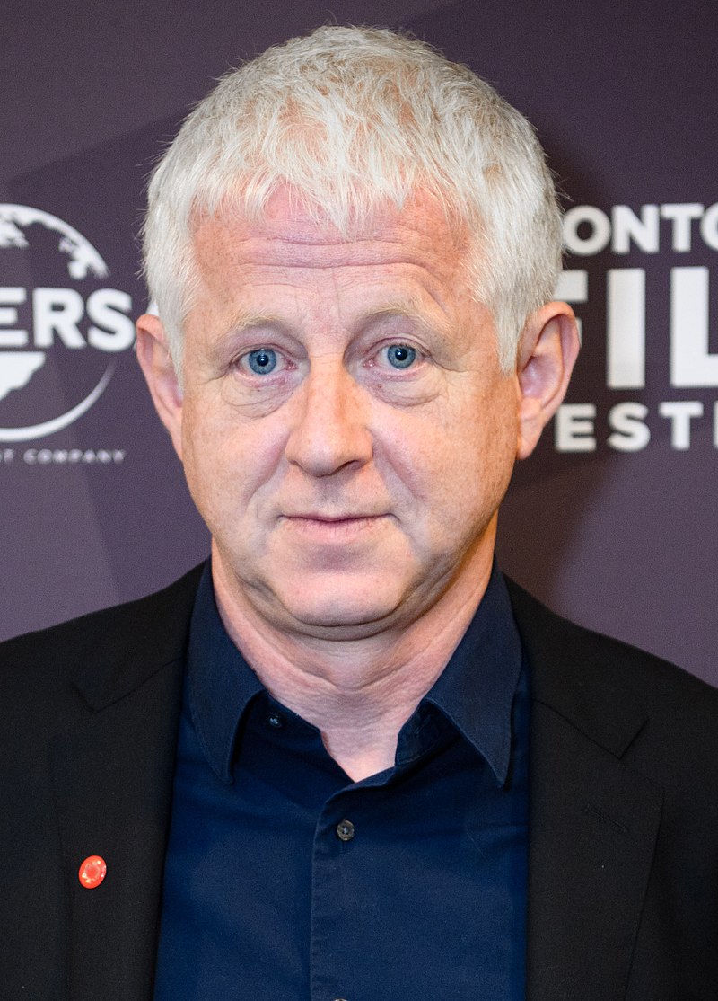 Richard Curtis Children: Meet Scarlett Curtis, Spike Curtis, Scarlett ...