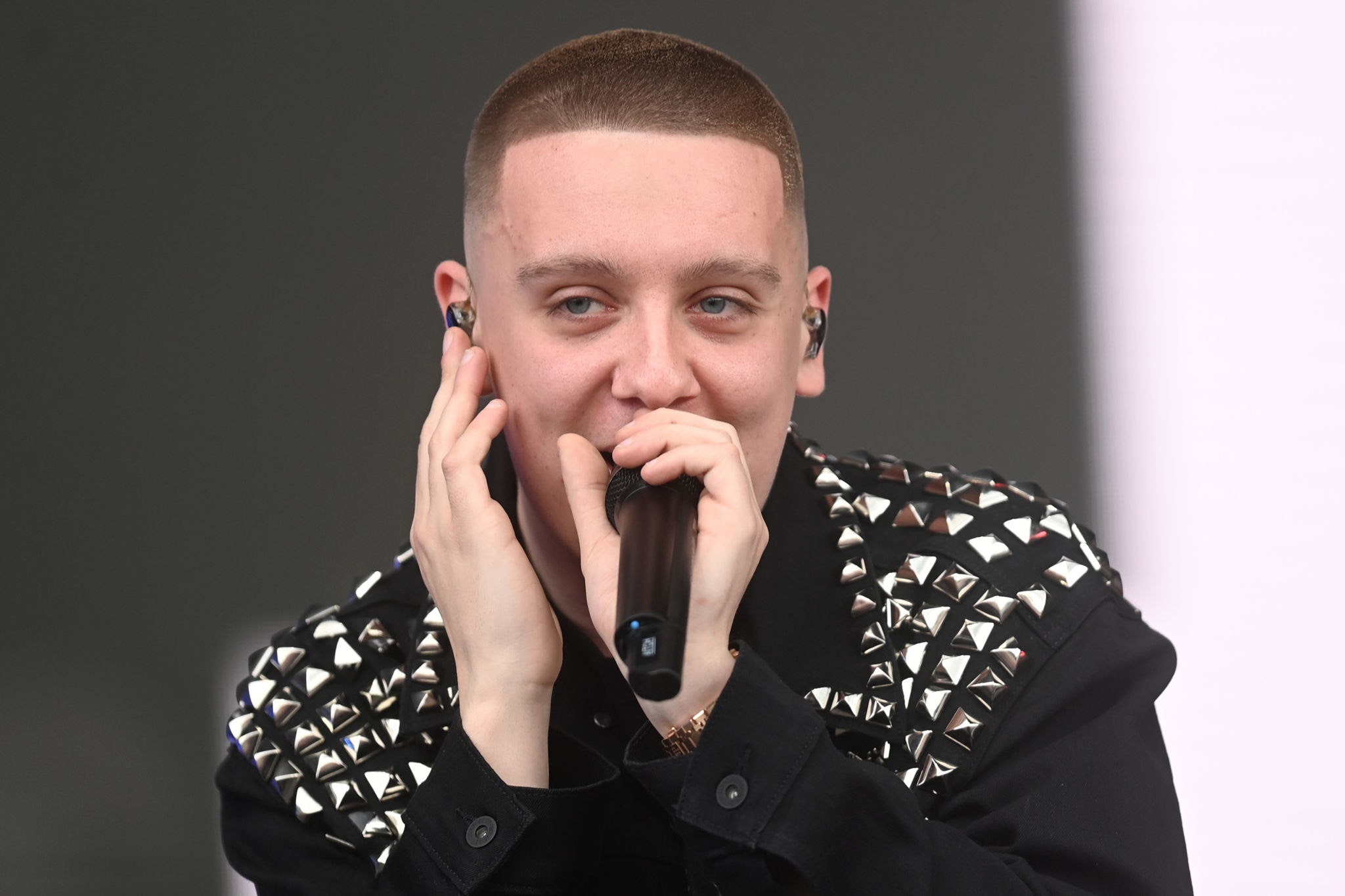 Aitch Bio, Record Labels, Songwriting Partners, Age, Height, Weight ...