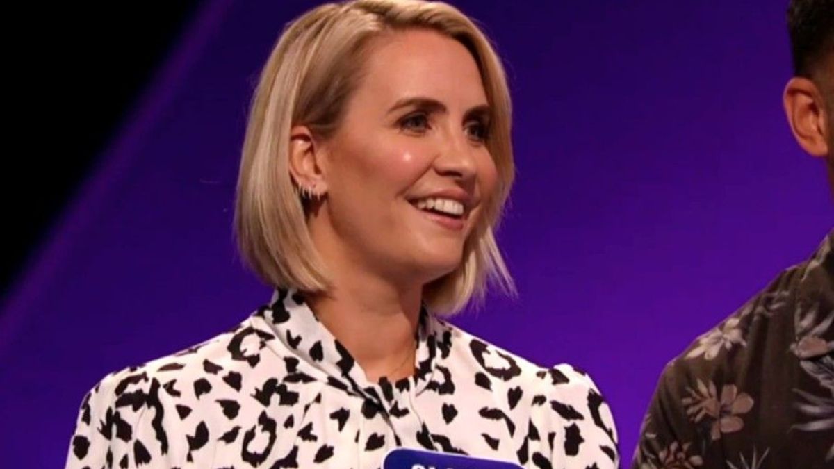 Claire Richards Biography, Record Labels, Height, Weight, Family, New ...