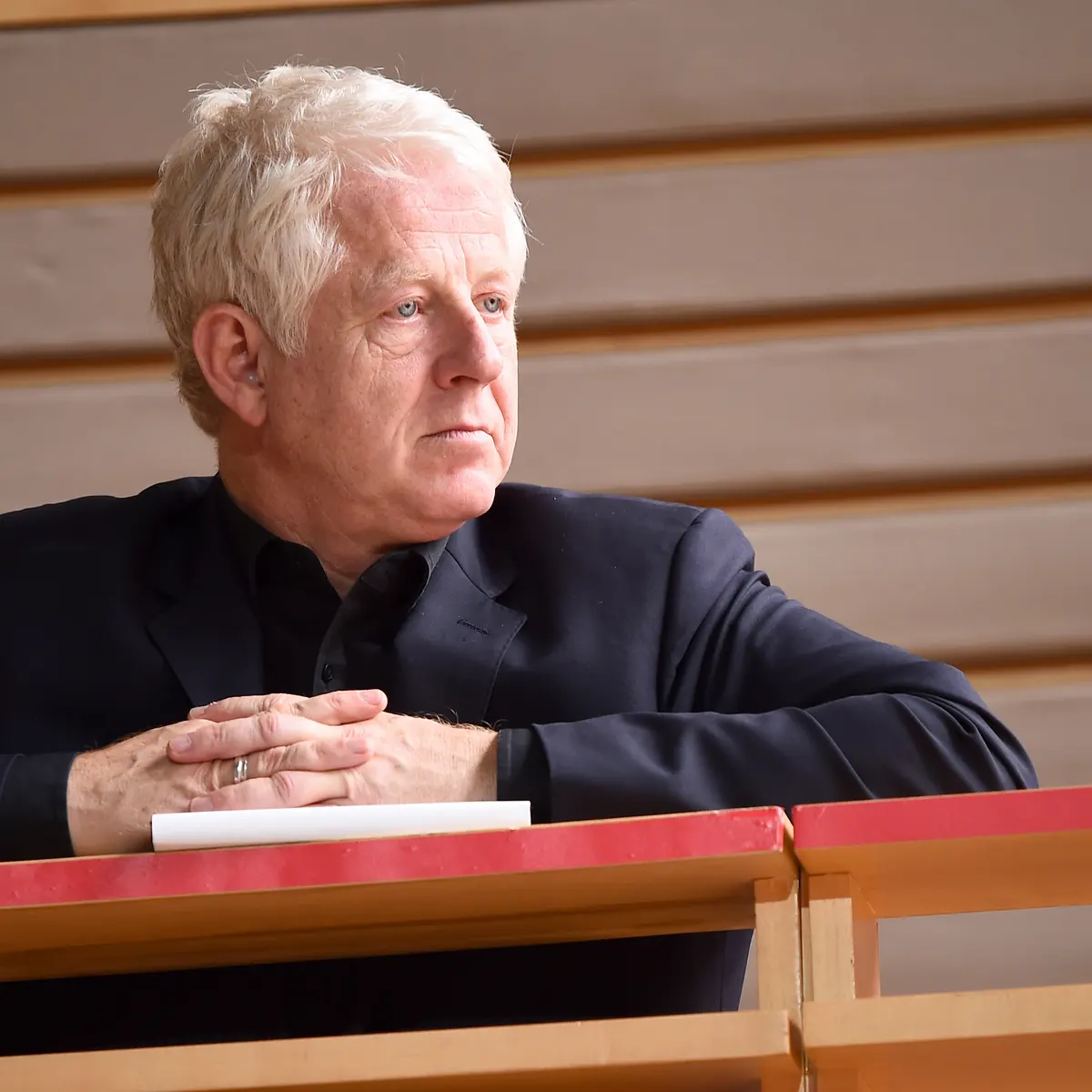 Richard Curtis Children: Meet Scarlett Curtis, Spike Curtis, Scarlett ...