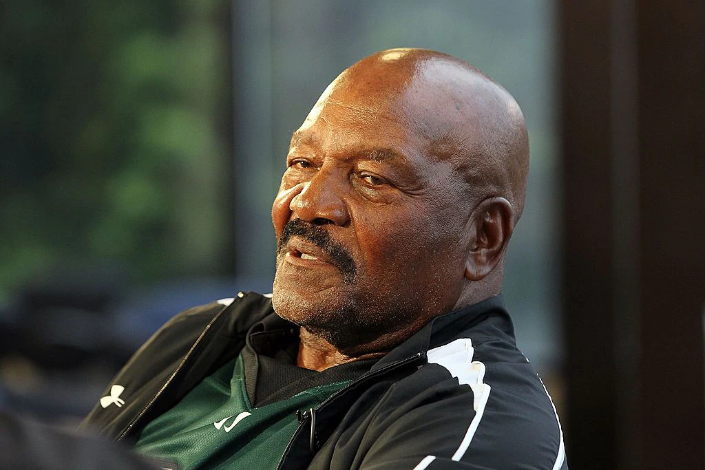 Is Jim Brown the best RB of all time? Why is Jim Brown the greatest of ...