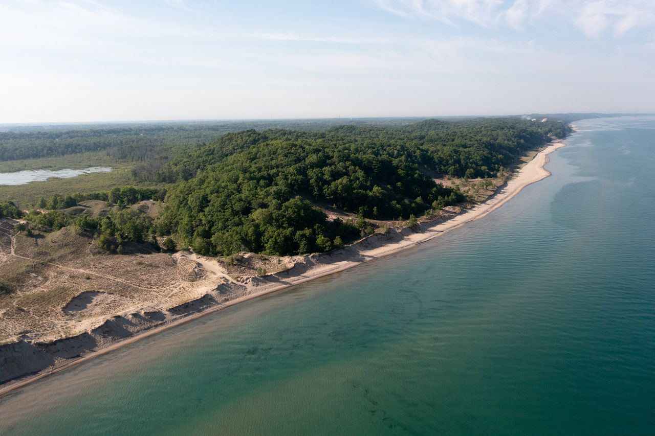 Why is Lake Michigan so deep? Do bodies decompose in Lake Michigan? - ABTC