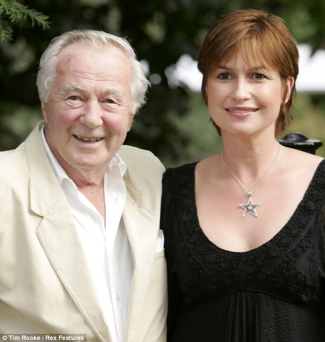Emma Forbes Parents: Who Are Nanette Newman and Bryan Forbes - ABTC
