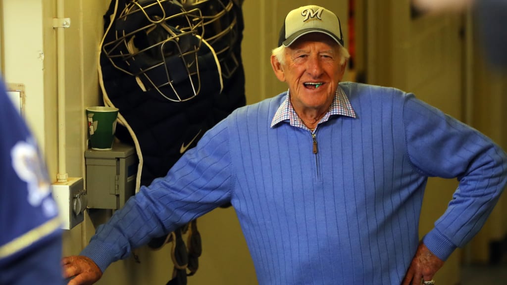 Bob Uecker First Wife: Meet Joyce Uecker - ABTC