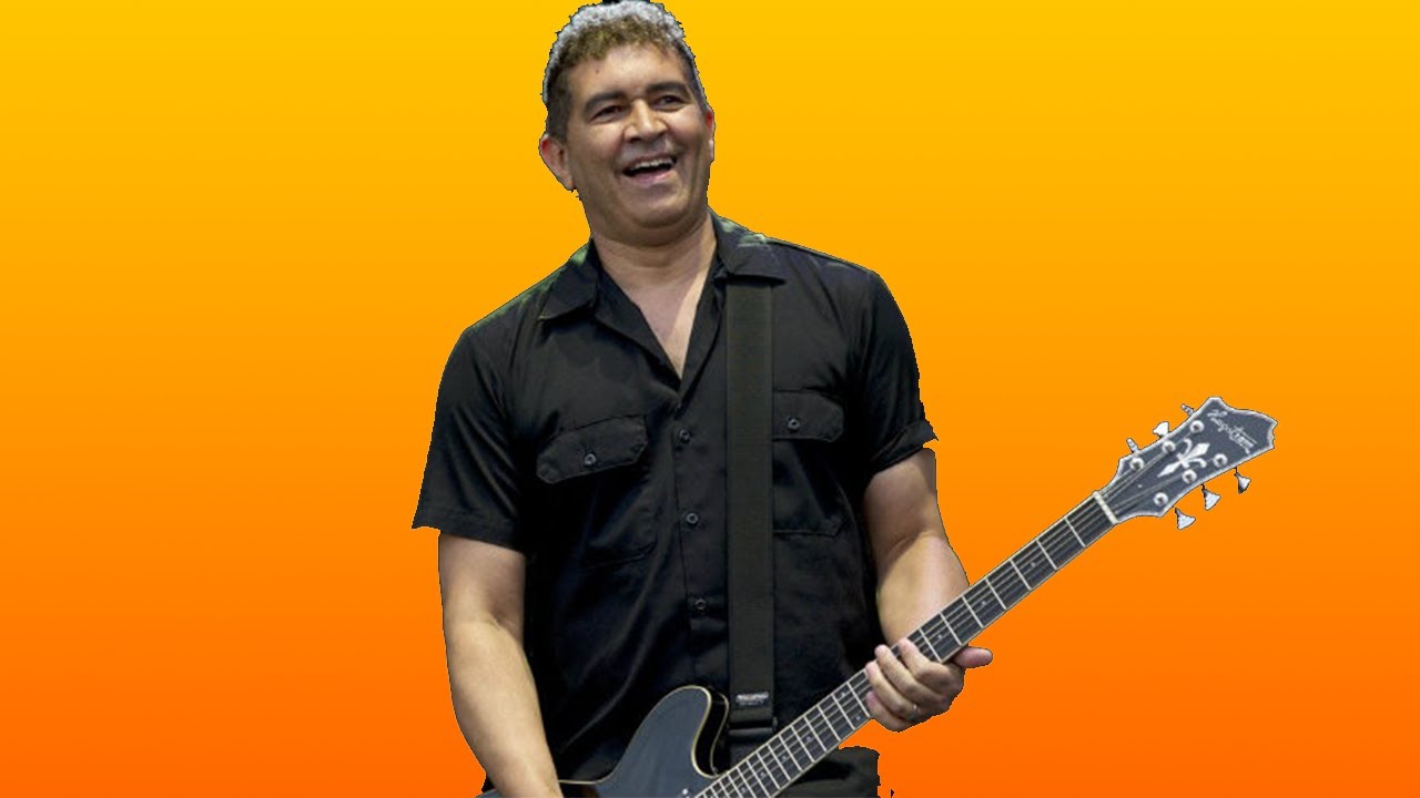 Pat Smear net worth: How much is Pat Smear worth? - ABTC
