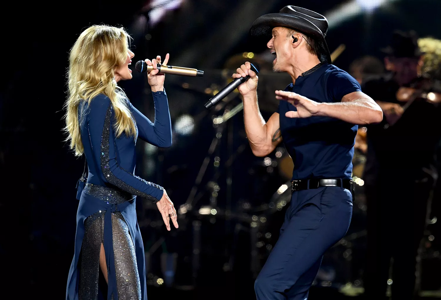 Does Tim McGraw have a twin brother? Does Tim McGraw have a ...