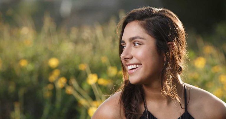 Michelle Khare Movies and TV Shows, Height, Ethnicity, Boxing, Twitter ...