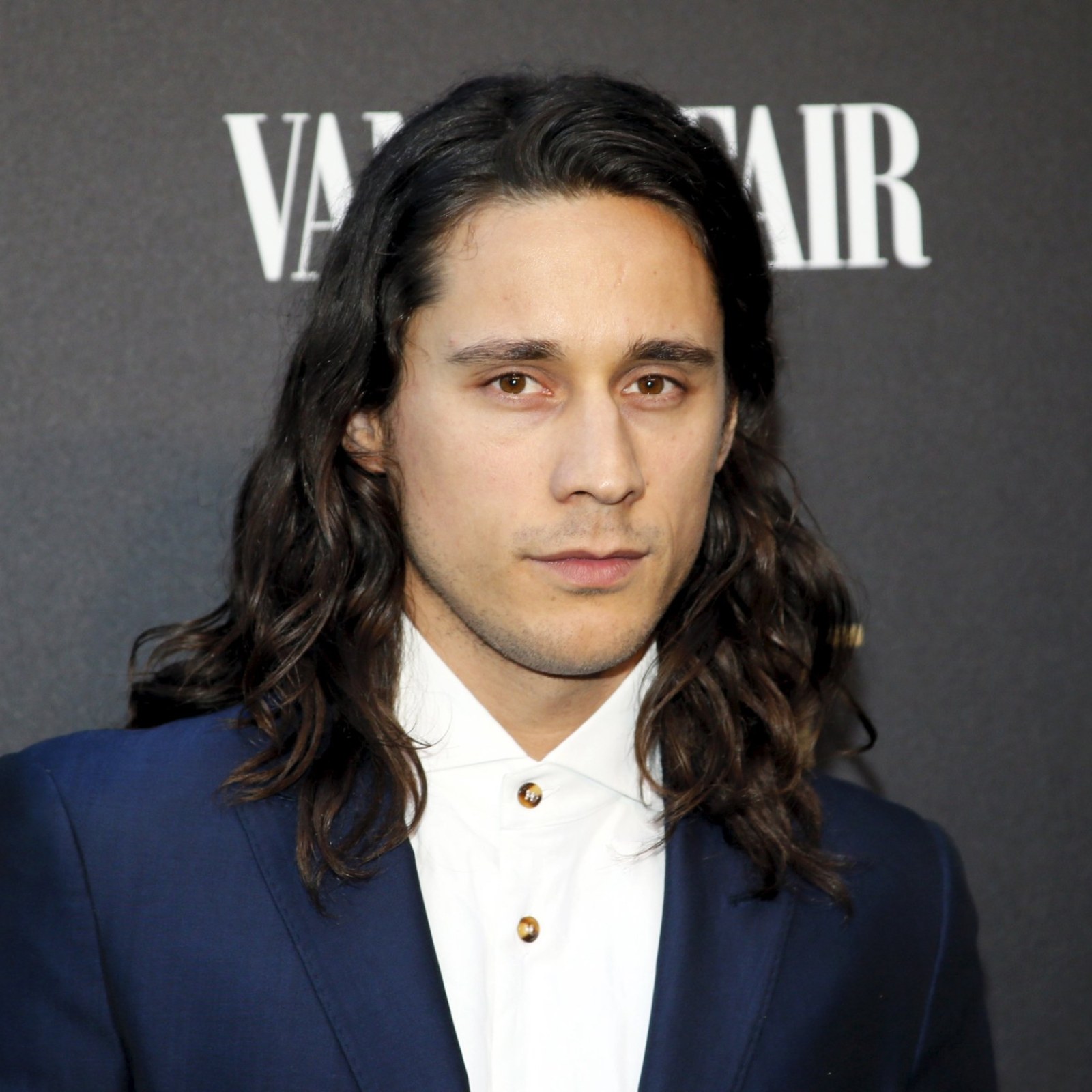 What is Peter Gadiot doing now? What is James from Queen of the South ...