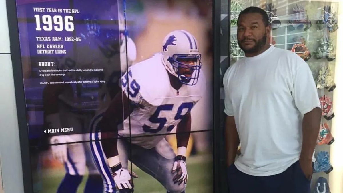 What does Reggie Brown (linebacker) do now? What is Reggie Brown ...